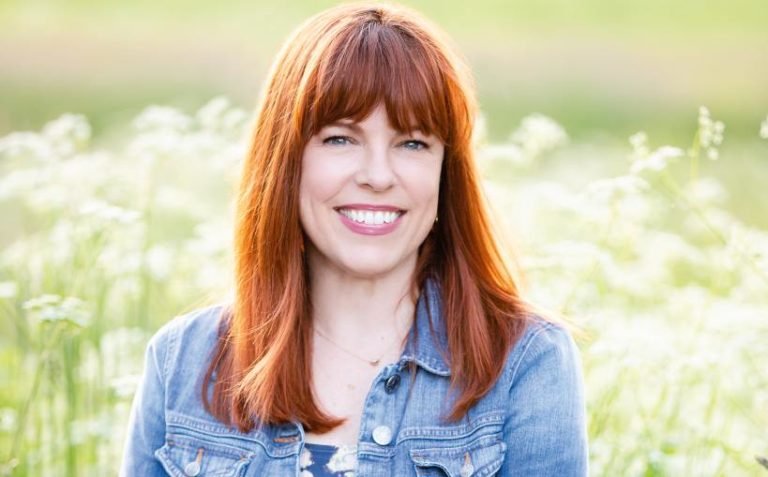 Is Amy Bruni Married to Husband? Her Net Worth, Wiki Bio - ghost-shows.com